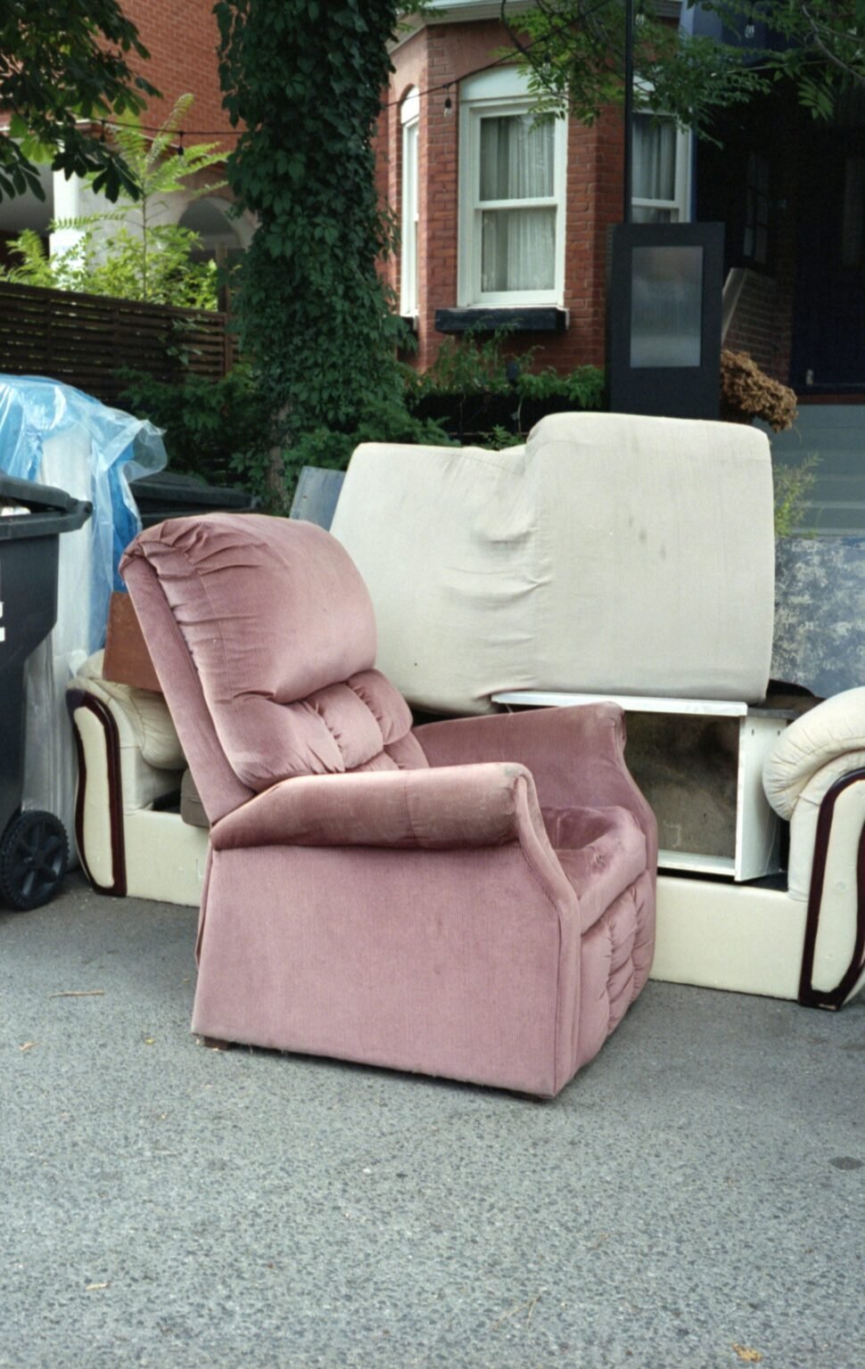 Best Lift Chairs 2019: Top Picks, Safety & Buying Guide – Reviewing ...